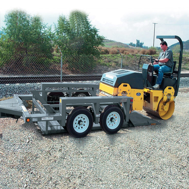 JLG - Triple-L Flatbed Trailer - 7610 - Aayag